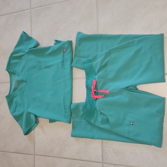 Figs | Other | Limited Edition Surgical Green Figs Scrub Set | Poshmark